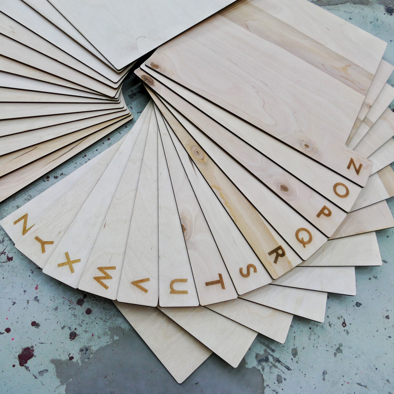 VINYL. divider – VINYL.